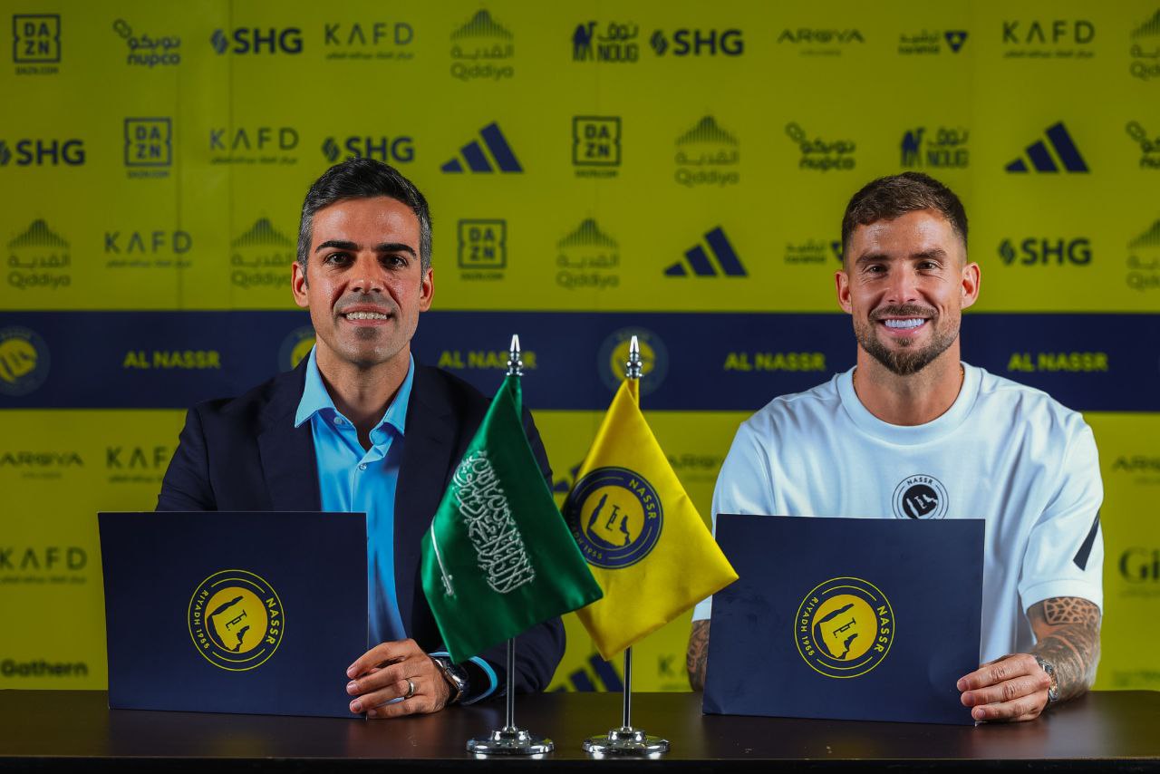 Former FC Barcelona defender Inigo Martinez makes Al Nassr move